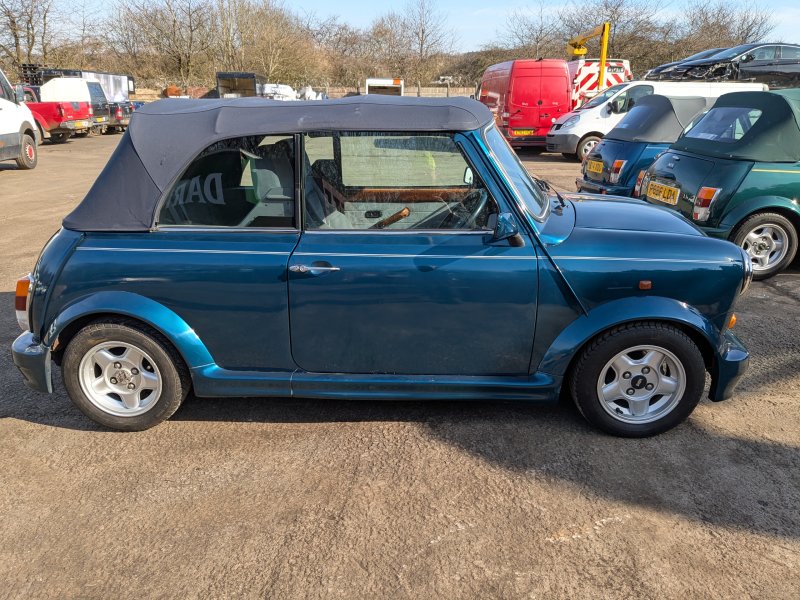 AUSTIN MINI CABRIOLET